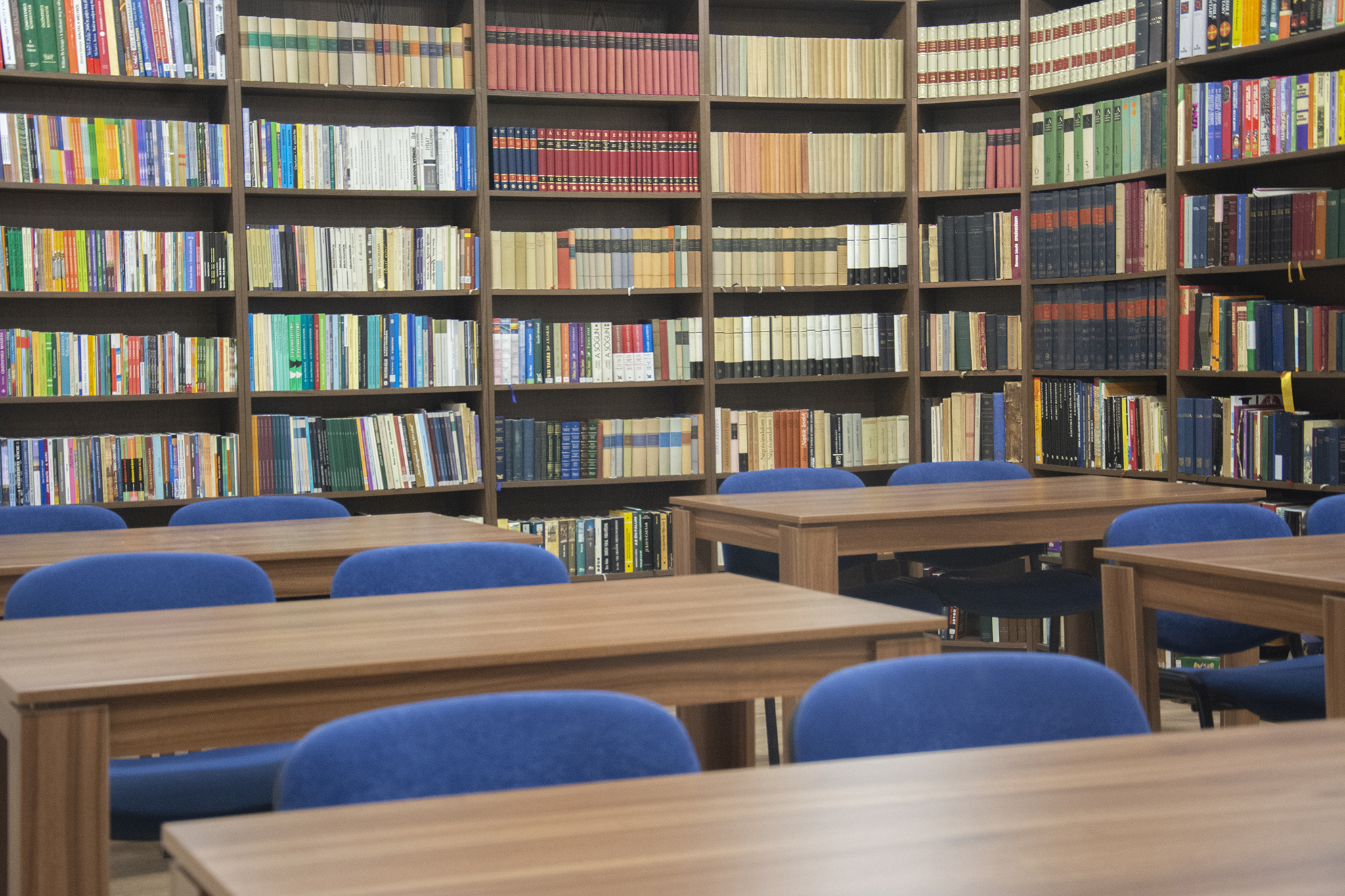 Library | Centre for Protestant Studies Gáspár Károli